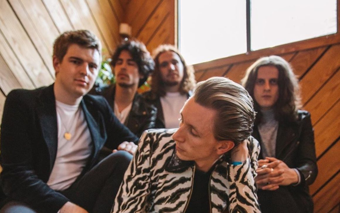 Saytr Play unleash an anthem for hopeless romantics in 'Bang Average'