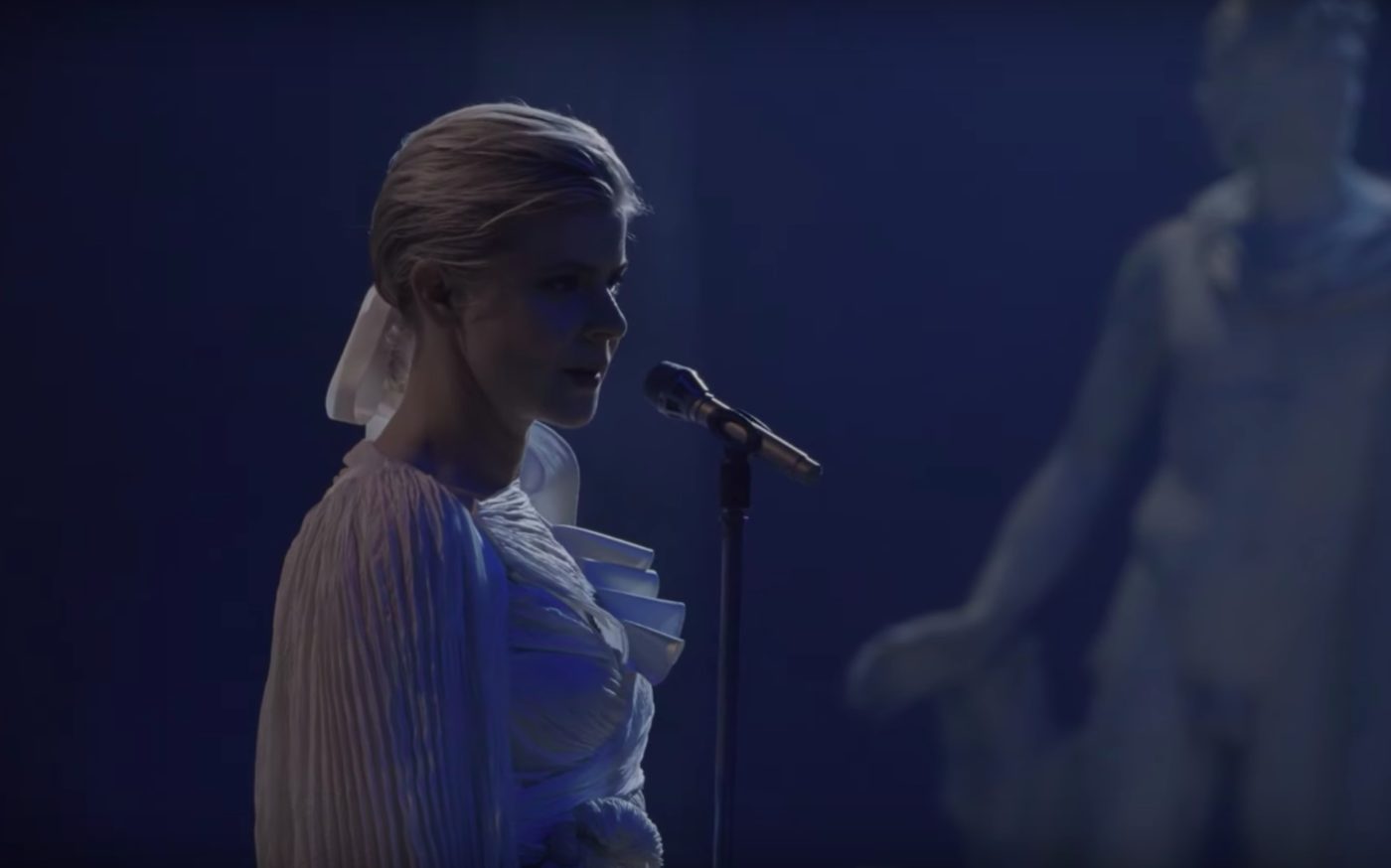 Robyn takes us to a dreamy place somewhere in her mind on 'Ever Again'