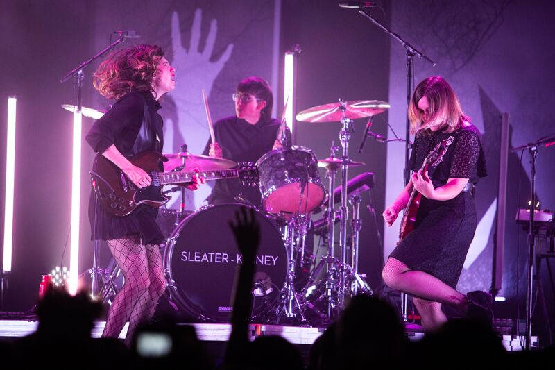 Photo Gallery: Sleater-Kinney, Joseph Keckler live in Boston