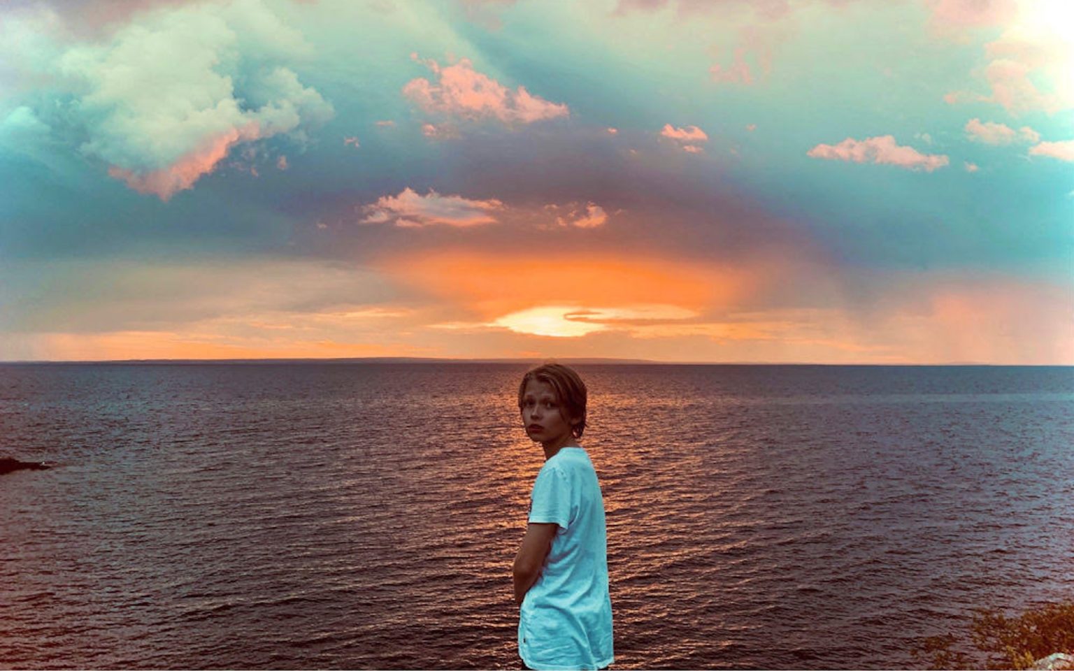 ViVii take us back to life's lullaby high of 'Summer of 99'