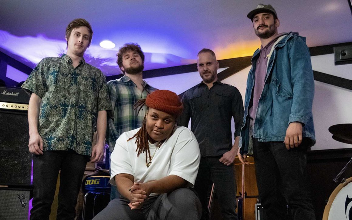Blue Light Bandits make ‘Hot Wax’ simmer with Oompa