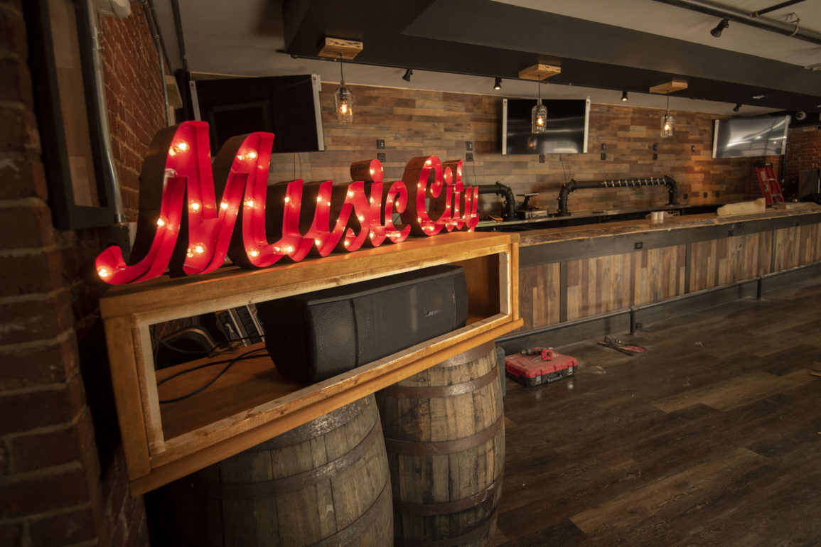 Worcester s Newest Live Music Venue And Restaurant Is Off The Rails worcester-s-newest-live-music-venue-and-restaurant-is-off-the-rails