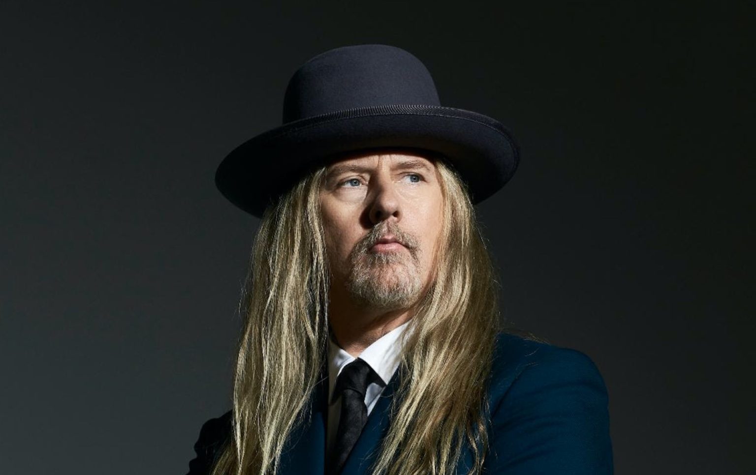 Band in the USA: Jerry Cantrell unveils 2022 'Brighten' tour