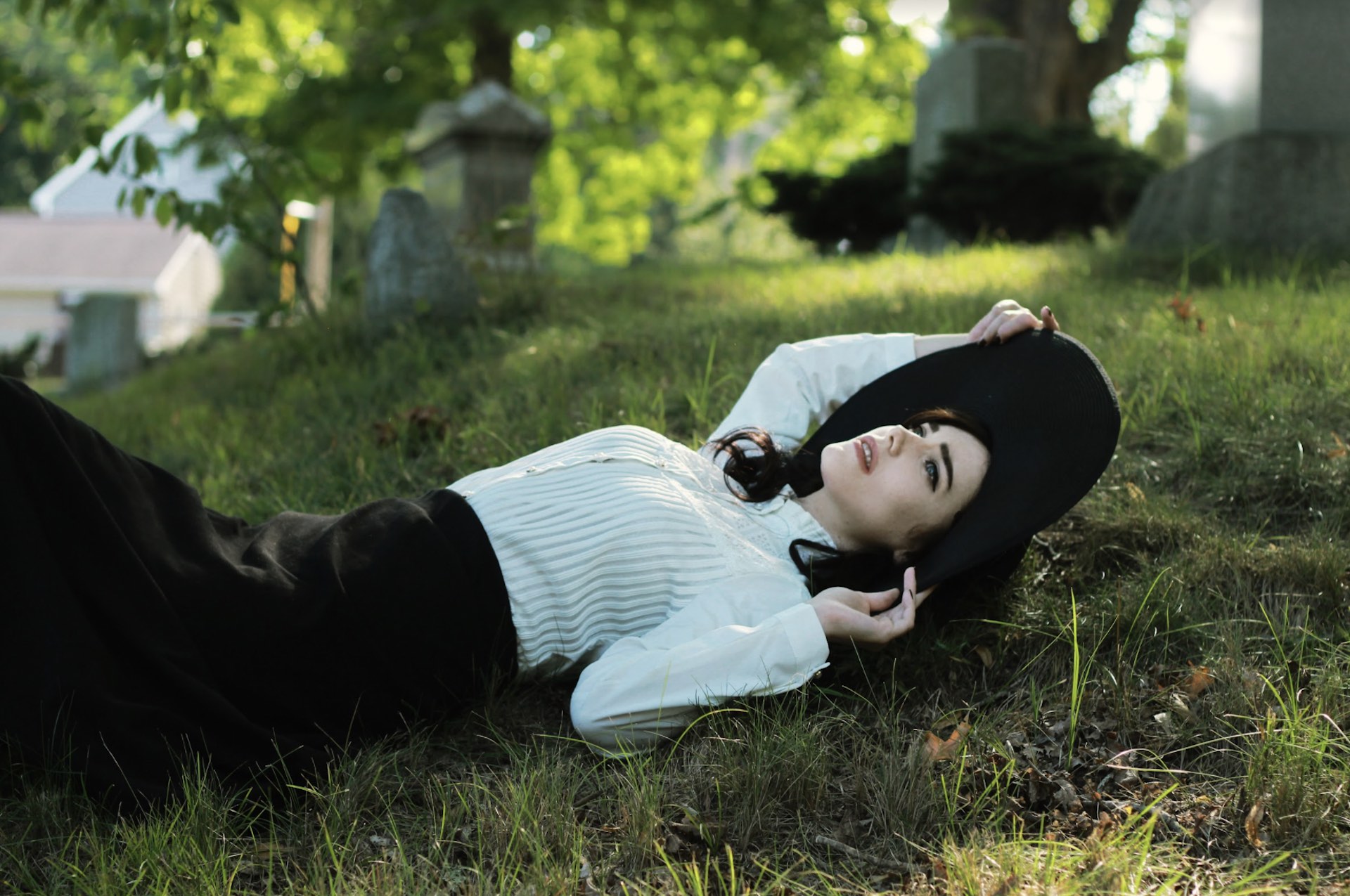 Gish reconnects with her one-woman show on eerie new EP