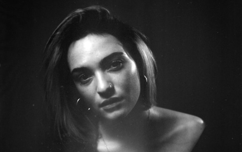 néomí confronts an unbalanced relationship with a 'skipping stone'