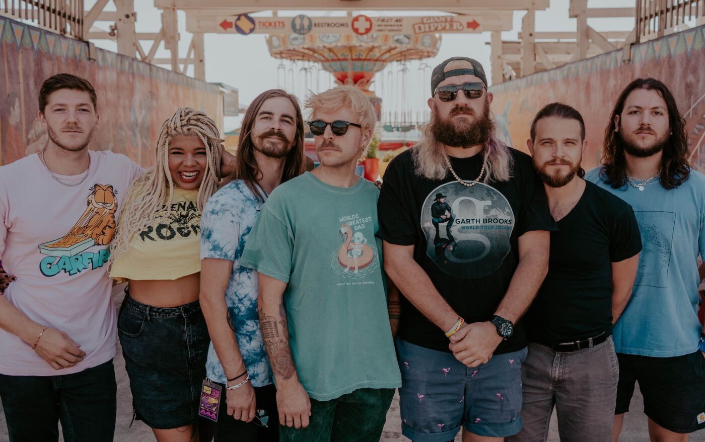 CLIFFDIVER tap a Descendent for 'Oh Bondage, Up Yours!' cover