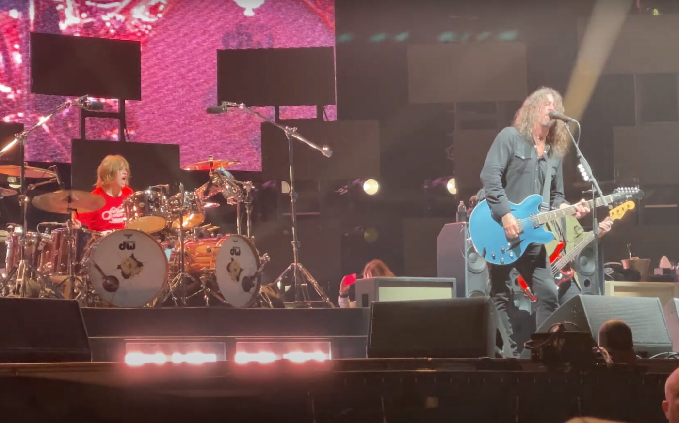 Boston Calling: Foo Fighters perform live with Taylor Hawkins' son Shane