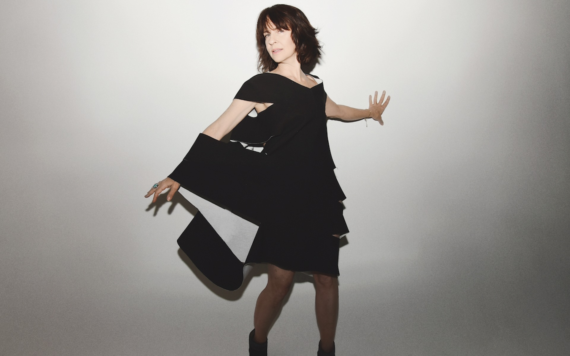 Tracy Bonham revamps the rallying cry of 'Jumping Bean'