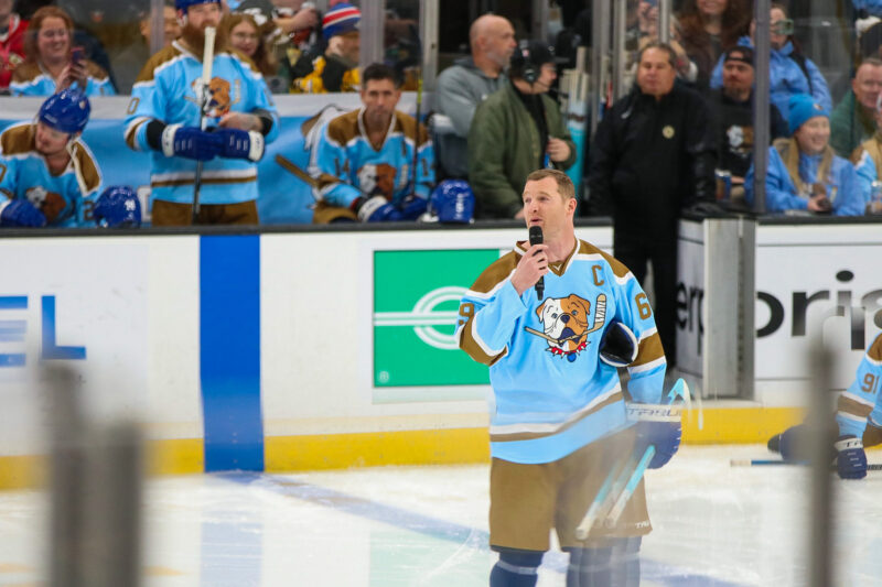 'Shoresy' shows up and sets the tone with 'Fall Classic' at TD Garden