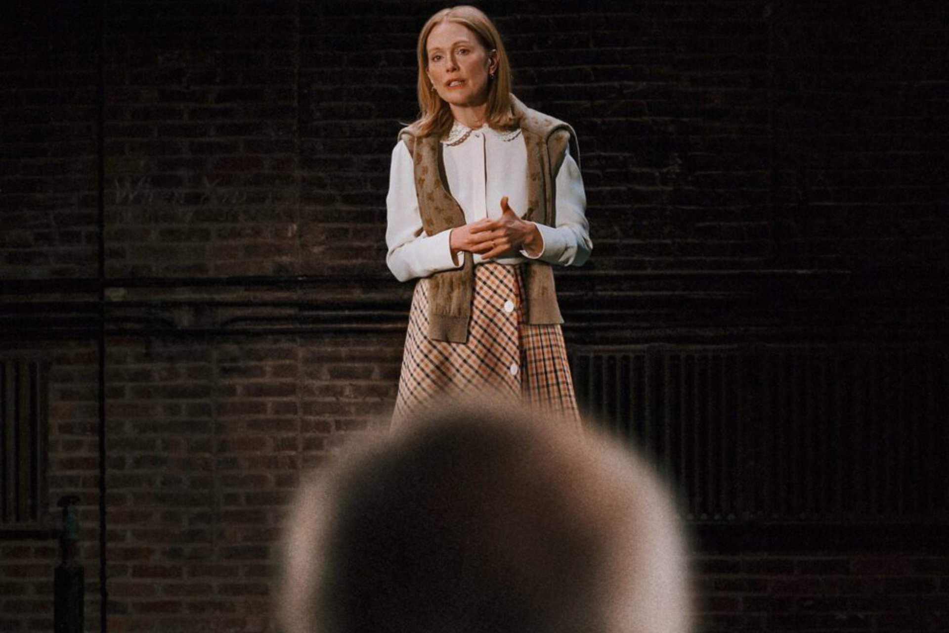 Julianne Moore goes method in the trailer for 'The Debut' - Vanyaland